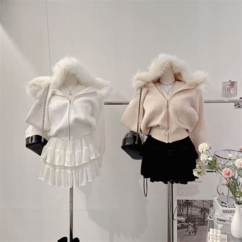 이프유마인 Y2k하이틴유니크 겨울 피온 도톰 탄탄 비스코스 폭스 밍크 퍼 오버핏 슬림핏 레이어드 이너 무지 긴팔