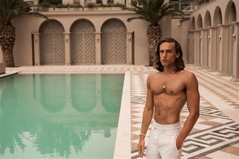 Rafael Cemo Çetin Kimdir Dilan Çiçek Denizle Aşk Yaşadığı Iddia Edilen Rafael Cemo Çetin Kaç