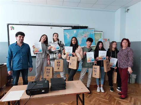 Доц Цветан Коцев от НИГГГ БАН изнесе открит урок в 140 СУ във връзка със Световния ден на