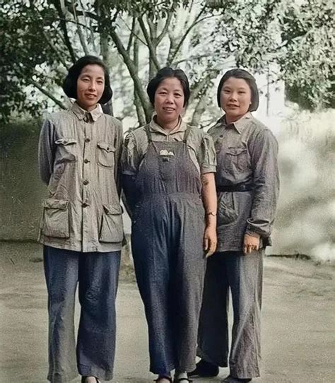 三位偉人夫人合影，鄧穎超當屬大姐大，還有倆大姐，資格更老 每日頭條