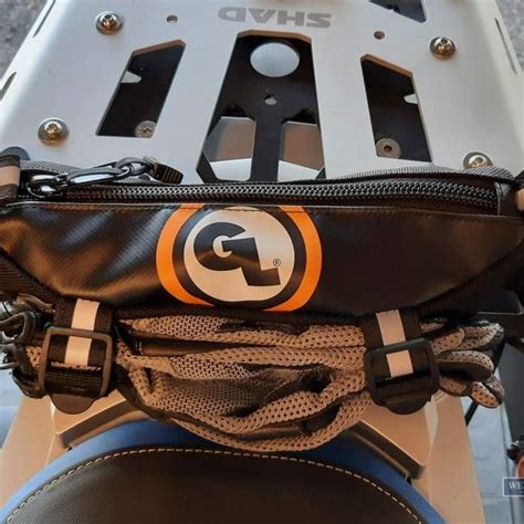 Review Giant Loop Zigzag Handlebar Bag