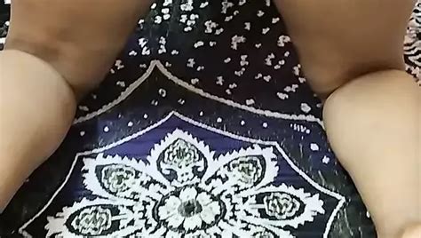 Mujhe Mere Dewar Ne Pel Diya Bathroom Me Nahate Hue Lund Chusaya Or