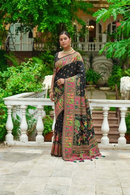 Premium Photo Women Beautiful Saree