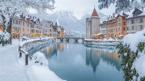 Visiter Annecy En Hiver Découvertes Et Aventures Octopus Diver