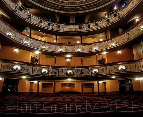 0606 Lyric 3 Lyric Theatre Shaftesbury Ave London The Flickr