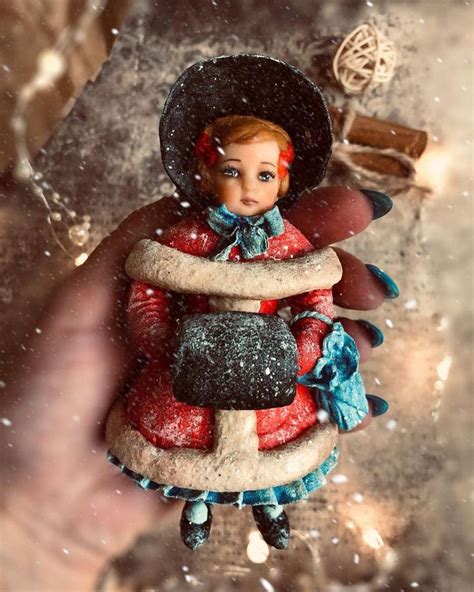 Ватные елочные игрушки 🎄 On Instagram “Чудесная винтажная девочка с открытки В наличии нет