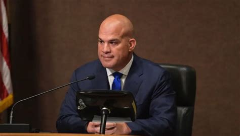 Tito Ortiz Approves The Fbis Plan To Have The Ufc Train Field Agents