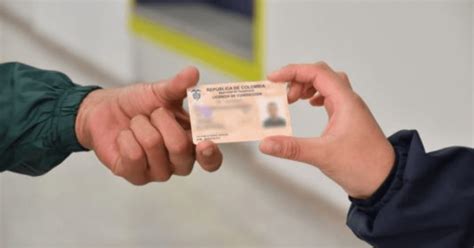 Licencia De Conducción Documento Legal Para Movilidad En Bogotá 2025