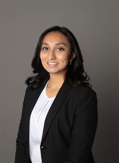 Shivani Patel Do Orthopedic Center Of Illinois