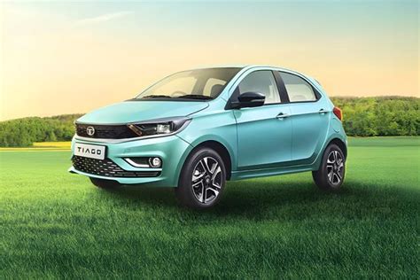 Tata Tiago Xza Amt Cng On Road Price Features And Specs Images