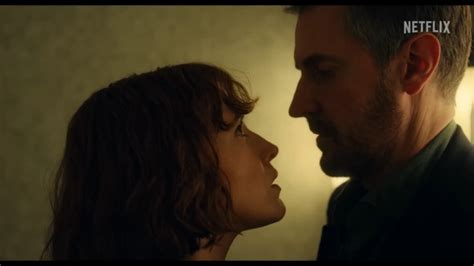 Netflix Viewers Are Horrified Over Pillow Scene In New Obsession Series Capital