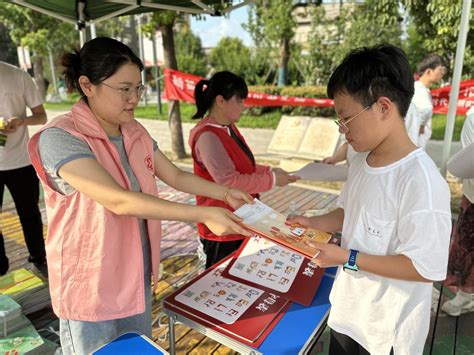 新都街道裕新社区妇联：开展公益赠书活动 盐城新闻网