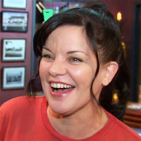Pauley Perrette Ncis Star Suffered A Massive Stroke Last Year Entertainment Tonight