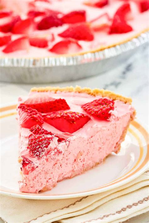 Strawberry Jello Pie No Bake Recipe Cool Whip And 3 Steps