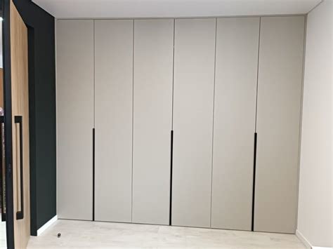 Шкаф в спальне Шкаф в спальне Шкаф Спальня