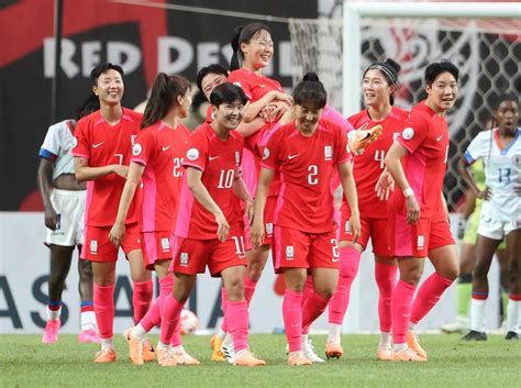 한국 여자 축구대표팀 아이티에 2대 1 역전승 이투데이
