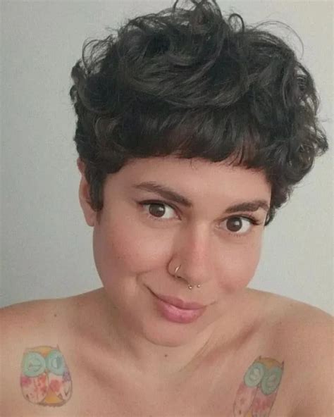 80 Curly Pixie Cut Hairstyles To Try In 2024