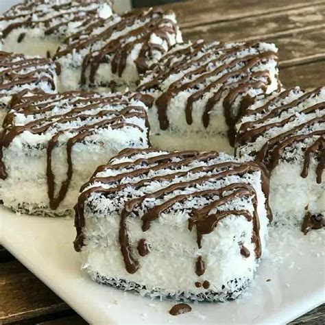 طرز تهیه دسر بیسکویتی ساده و خوشمزه به روش لاکچری