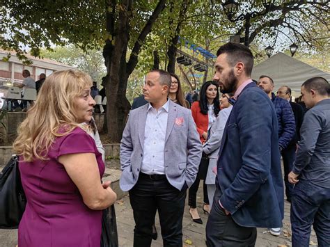 Със силен край на кампанията кандидатът за кмет на Созопол Тихомир Янакиев тръгна към новото начало