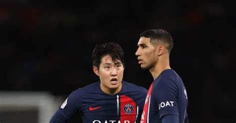 전 세계적 밈 됐나 이강인 Psg 동료의 유쾌한 놀림 전세기서 탁구 사진 공개 Hey Lee 한 판 Go