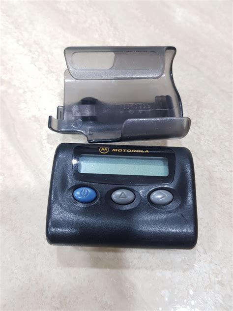 Motorola Pager Mobile Phones Gadgets Mobile Gadget Accessories Other Mobile Gadget
