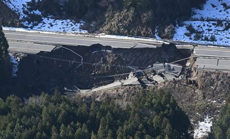 2ページ目 能登半島地震志賀原発 避難ルートのと里山海道は一時全面通行止め 避難計画は絵空事だった AERA DIGITAL