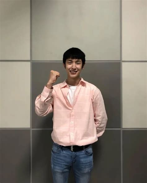 9 Portraits Of Lee Jung Joon Handsome Rookie Actor Who Steals