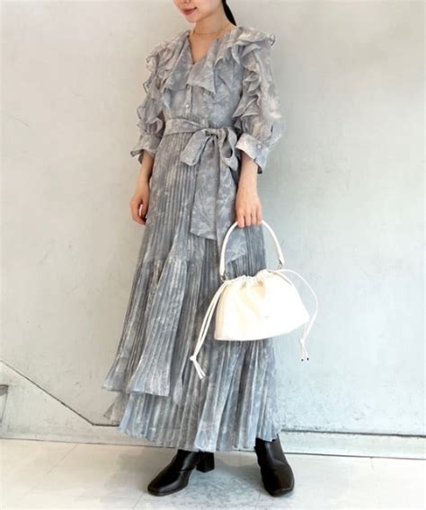 【セール】フリルプリーツプリントワンピース（ワンピース）｜snidel（スナイデル）のファッション通販 Zozotown