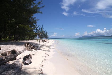 Balabac Island Hopping Adventure Tour 3 Days Book Now
