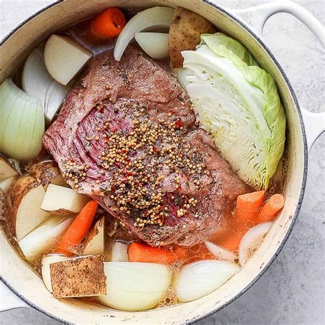 Authentic Corned Beef And Cabbage Classic Corned Beef And Cabbage