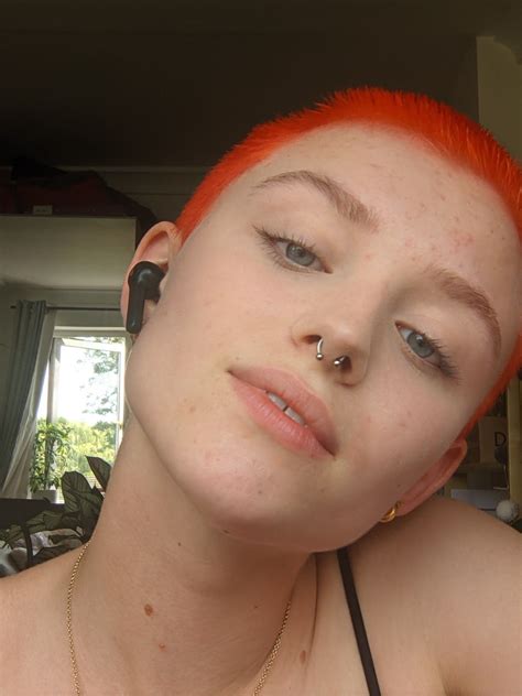 Pin De D Andy Em Sweaty Girl Summer Cabelo Cabelo Curto Penteados