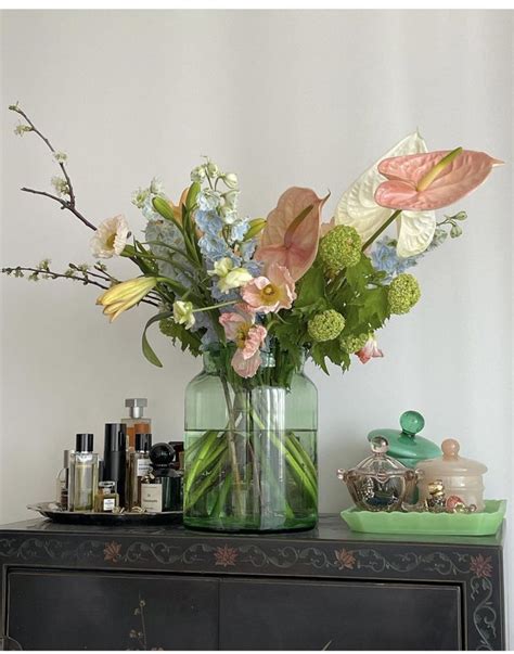 Пин от пользователя Anya на доске Floral Arrangements Цветочные букеты Цветочные композиции