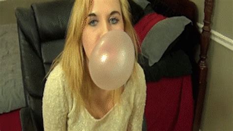 Huge Bubble Yum Bubbles While Teasing 1080p Mp4 Xxx Multimedia