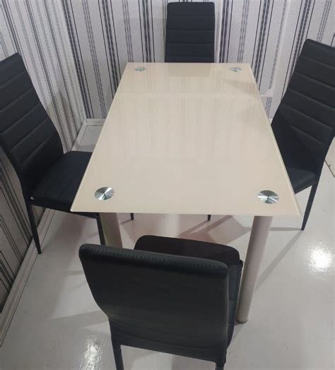 Кухонний обідній скляний стіл Обеденный кухонный стеклянный стол 2 990 грн Кухонні меблі