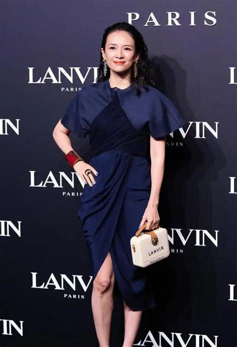 Zhang Ziyis International Face Is Really Atmospheric She Dresses