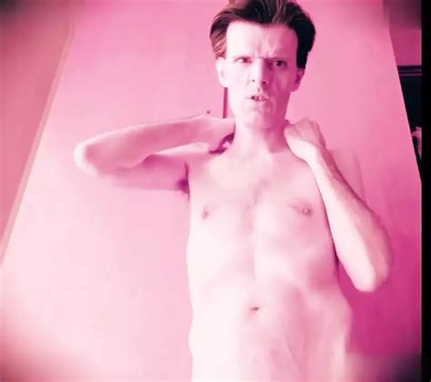 Britische Freddie Sunfields In Pinker Vollbelichtung Xhamster