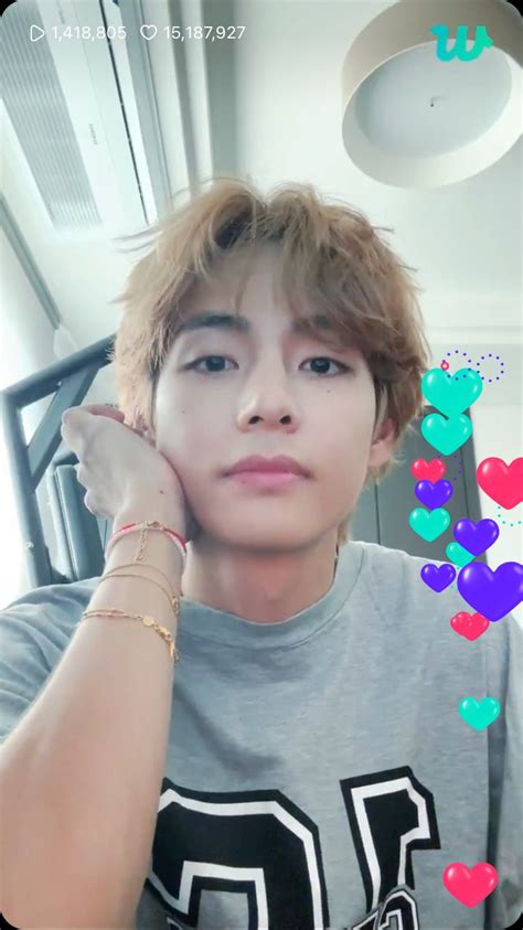 Bts Community Posts テテ🐻💜 テテの髪の色、すごく似合ってる 👍 ジンくんも来ていたね‼️🐹💜 写真はweverseの
