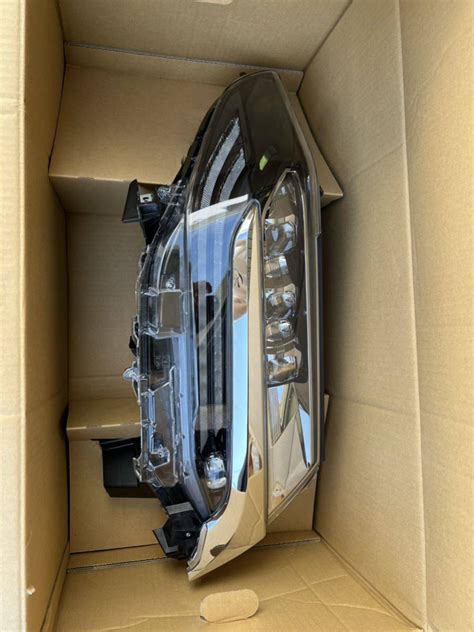 【目立った傷や汚れなし】30 アルファード 後期 右 ヘッドライト ヘッドランプ Led トヨタ ヴェルファイア の落札情報詳細 ヤフオク