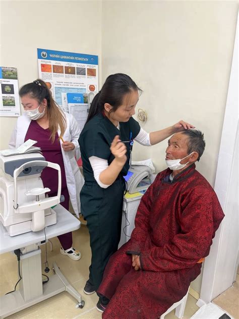 УГТЭ ийн мэргэжлийн баг Хөвсгөл аймагт 10 гаруй хүнд мэс засал хийжээ