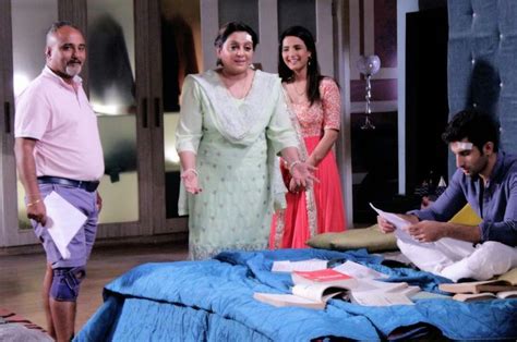 Pin By Fayza Akhtar On JASMIN BHASIN Prettiest Actresses Beautiful Girl Face Divyanka