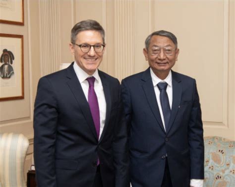 အမေရိကန်က ပြဋ္ဌာန်းထားသော Burma Act အကောင် အထည် ဖော်ရေး Crph ဥက္ကဋ္ဌ