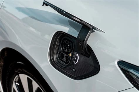 Nio Et7 Standard Range 2026 Electric Sedan Global Overview Green