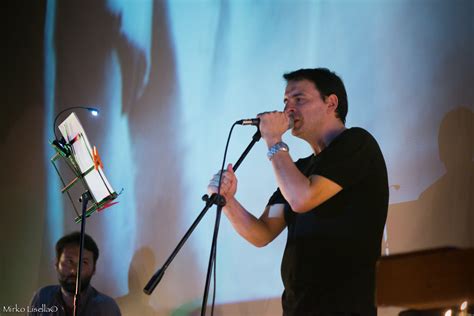 Max Collini E Jukka Reverberi Al Terminale Le Foto