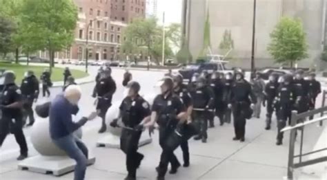 Update Buffalo Police Officers Arrested After Shoving 75 Year Old Protester • Hollywood Unlocked