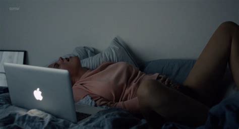 Naked Amalie Lindeg Rd In Nyforelsket