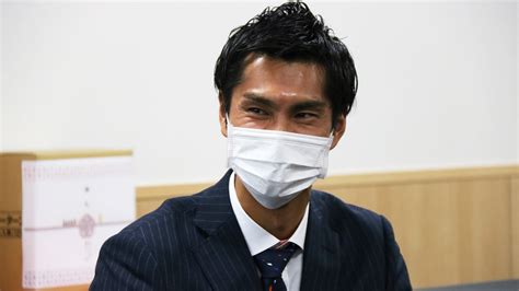 柏崎市元気発信課 On Twitter 【1214 アルビレックス新潟 の 瀬口拓弥 選手が市役所を訪問】 J1昇格・j2優勝の報告