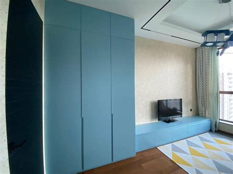 Oneconcept Все мы знаем что прежде всего мебель в ванной комнате должна быть практичной так