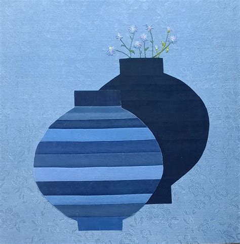 달 항아리 색을 담다