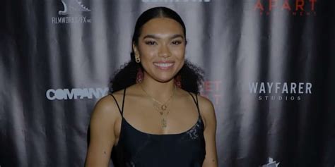 Sofia Bryants Biography Age Dad Movies And Tv Shows Net Worth