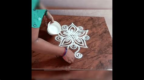 ஆடி26 காலையில் வாசலில் போட அழகான பூ டிசைன் கோலம் ரங்கோலி கோலம் Mithras Kolangal Plz Support